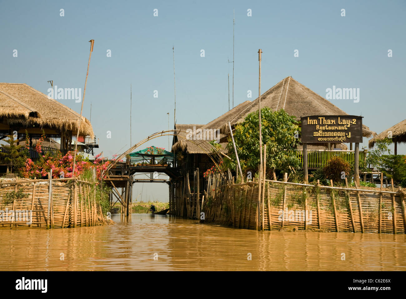 Shanty Boat High Resolution Stock Photography and Images - Alamy