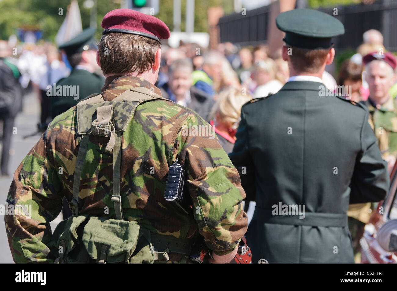 Ruc officer with paratrooper hi-res stock photography and images - Alamy