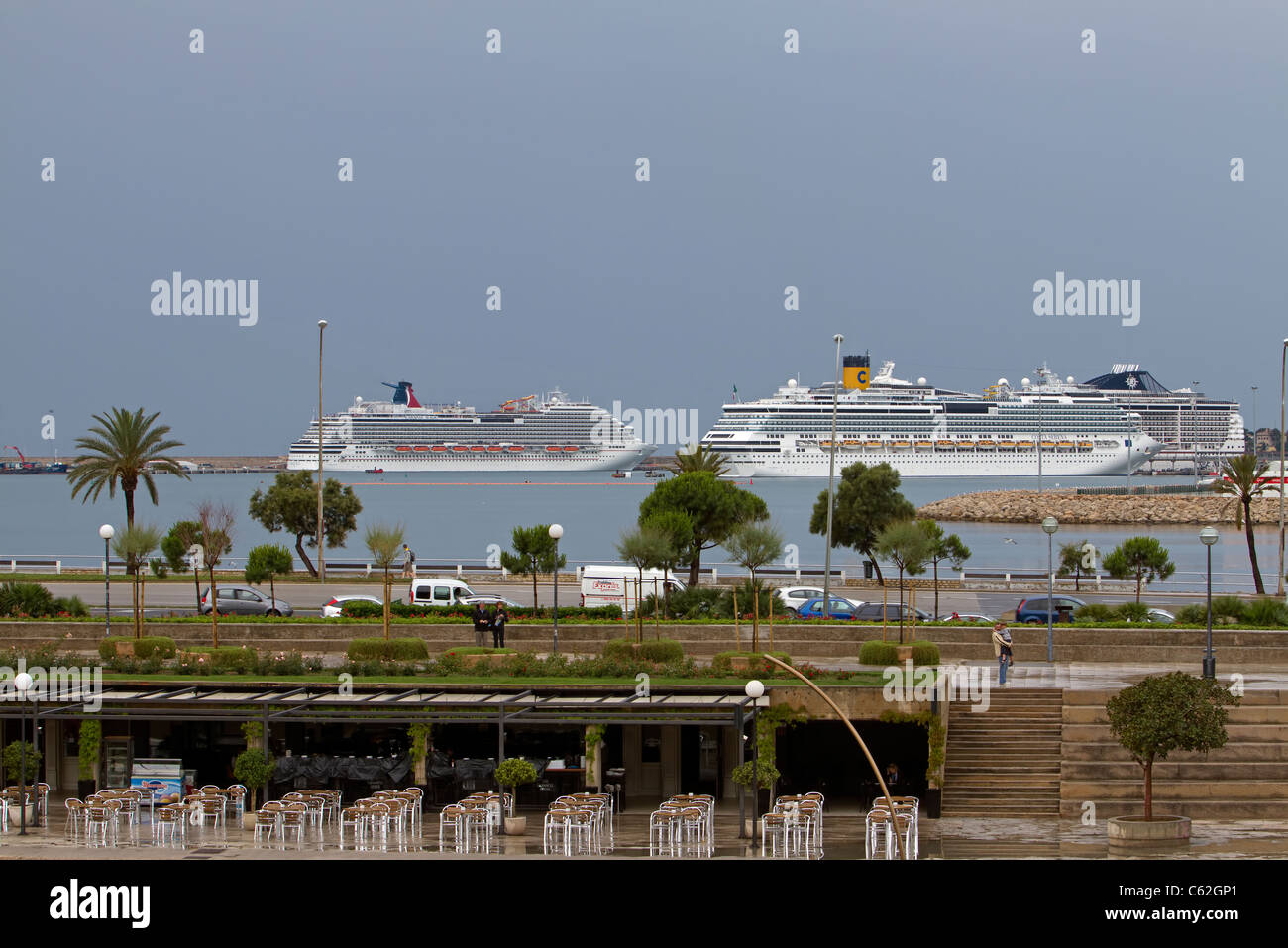Majorca beach archival hi-res stock photography and images - Alamy