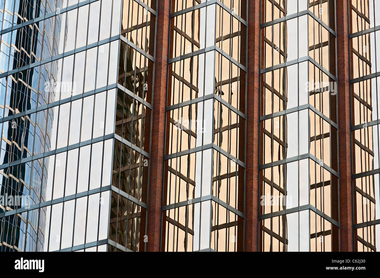 Vancouver high rise buildings hi-res stock photography and images - Alamy