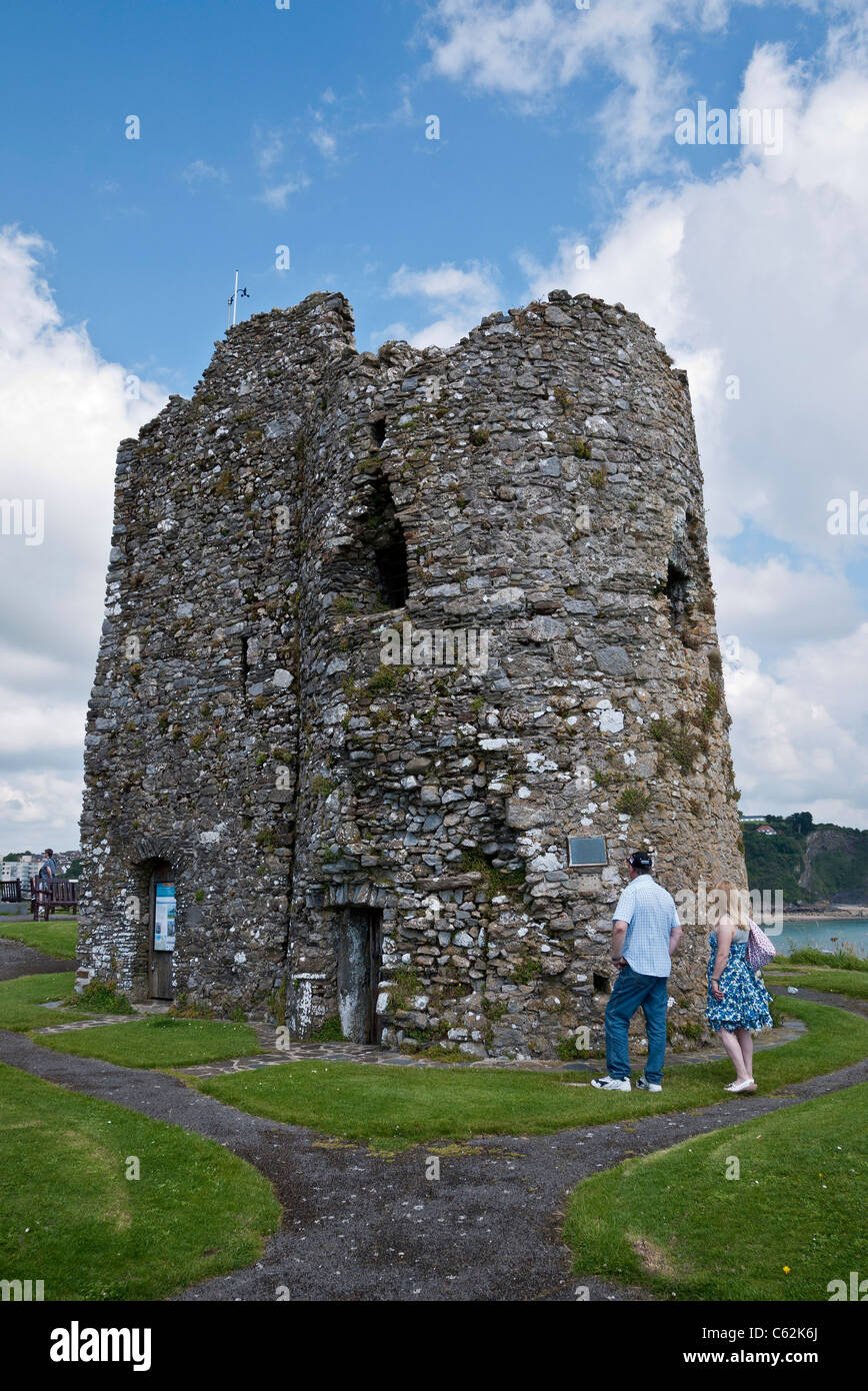 Tenby castle hi-res stock photography and images - Alamy