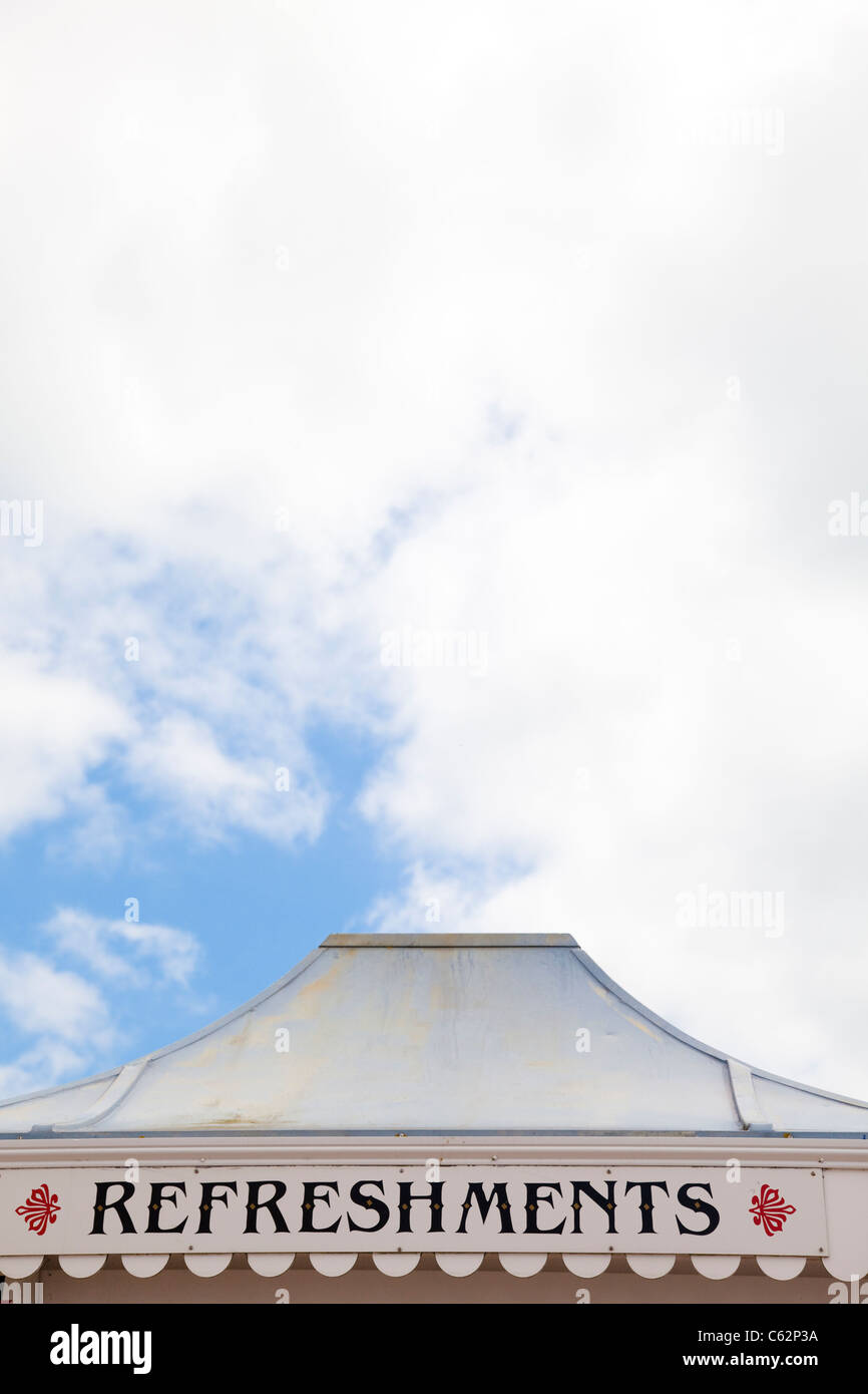 Refreshments kiosk hi-res stock photography and images - Alamy