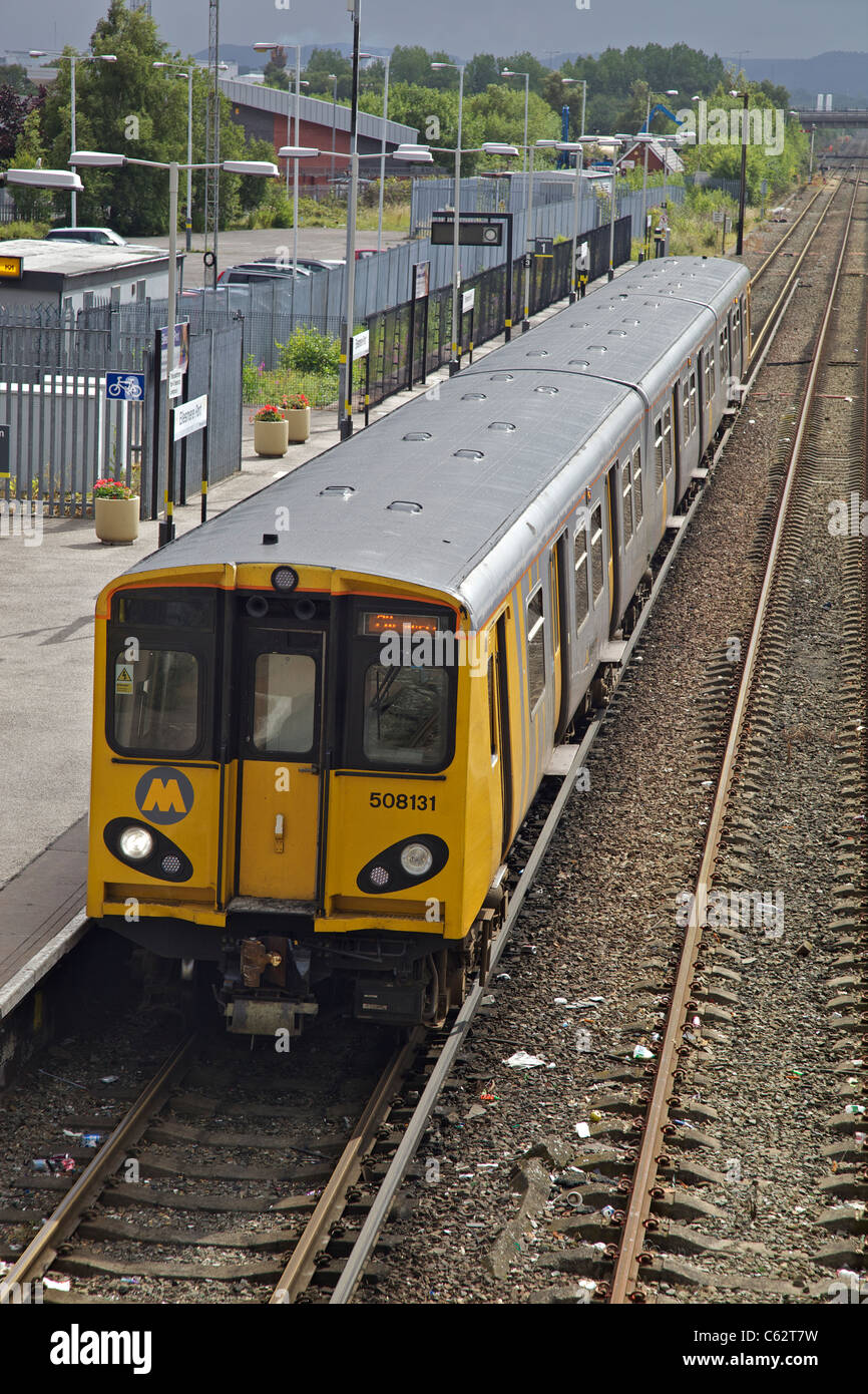 Ellesmere port station hi-res stock photography and images - Alamy