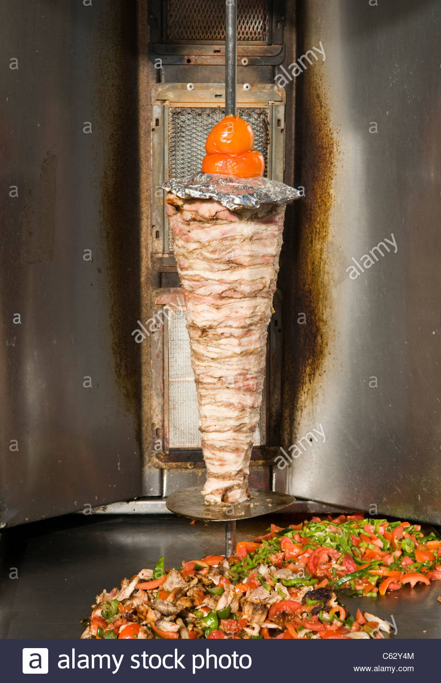 Shawarma Rotisserie Stock Photos & Shawarma Rotisserie Stock Images - Alamy