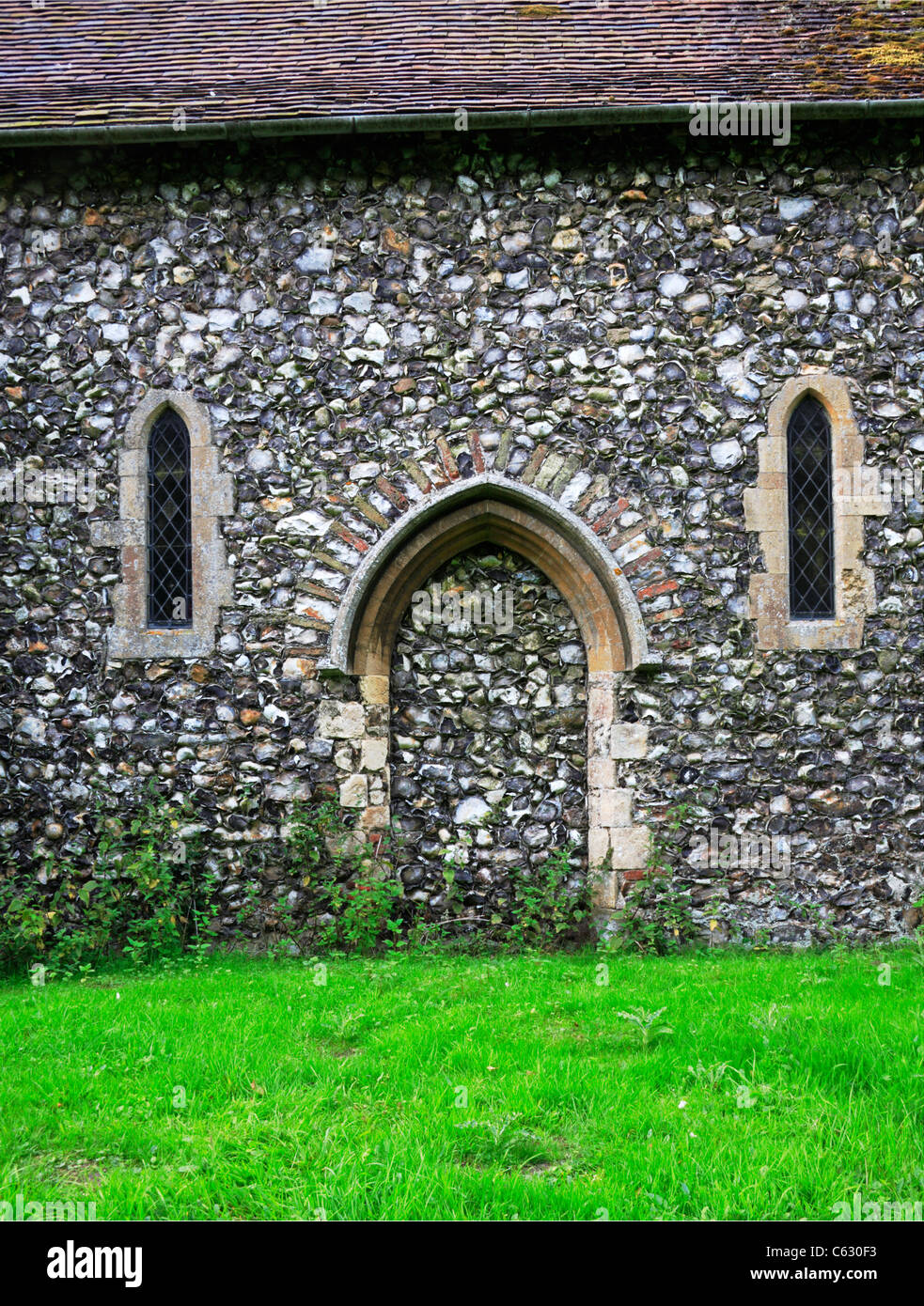 Lancet style church hi-res stock photography and images - Alamy