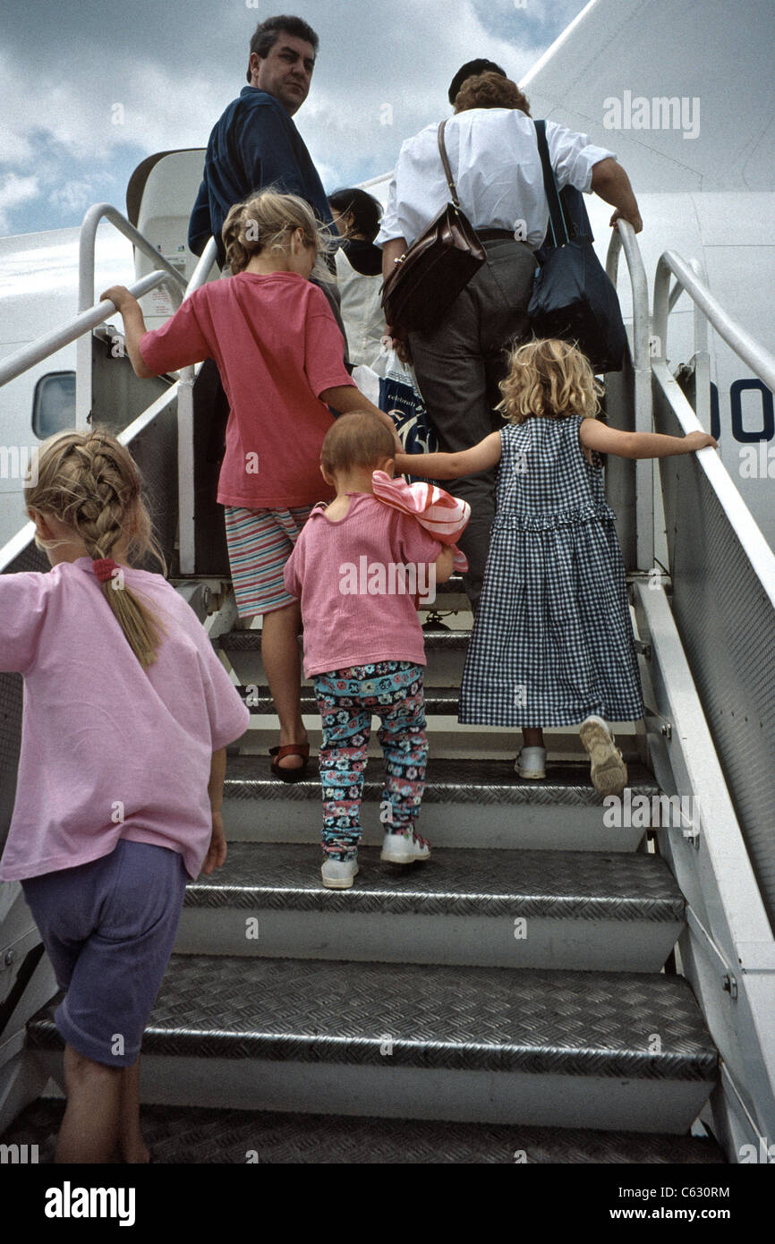 Ascending plane hi-res stock photography and images - Alamy