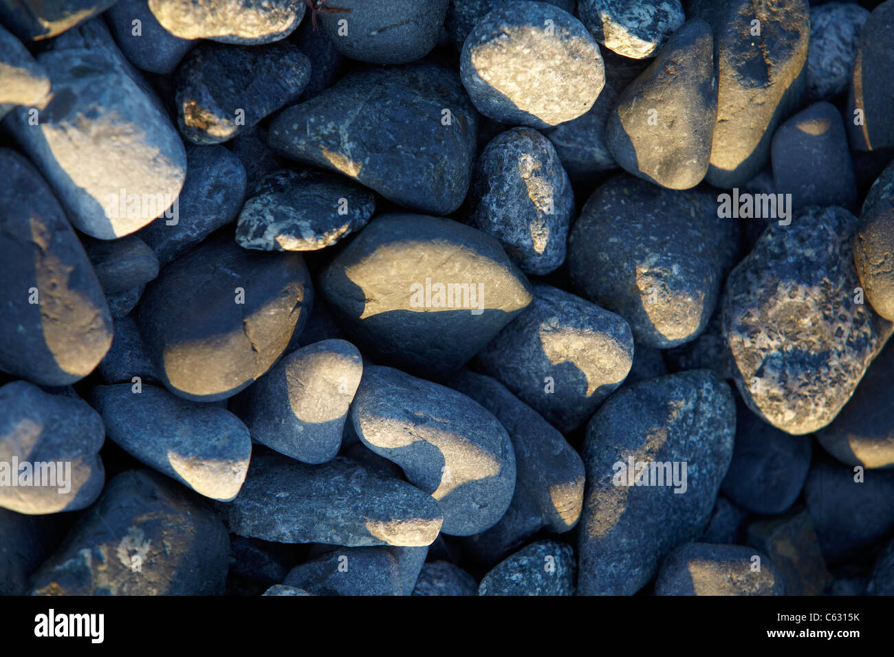 Beach pebbles cornwall hi-res stock photography and images - Alamy