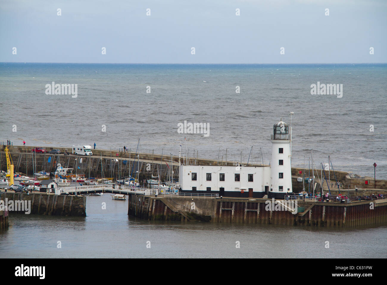 Scarborough lighthouse hi-res stock photography and images - Alamy