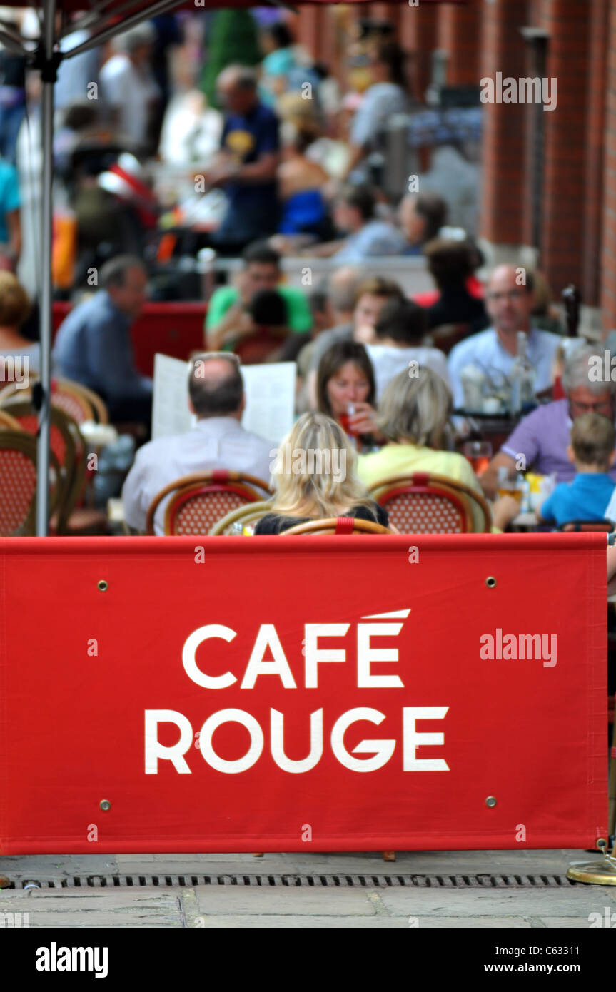 Cafe rouge hi-res stock photography and images - Alamy