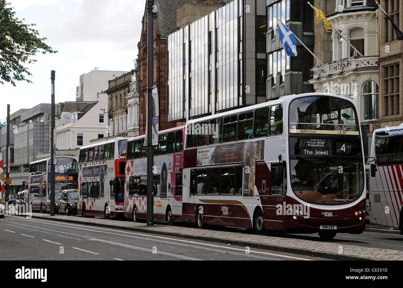 Scottish buses uk hi-res stock photography and images - Alamy