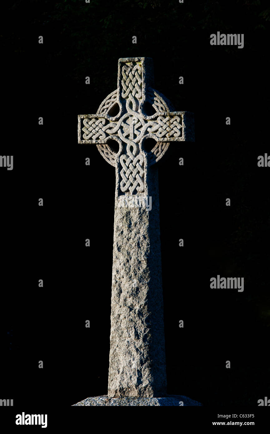 Celtic knot cross design hi-res stock photography and images - Alamy