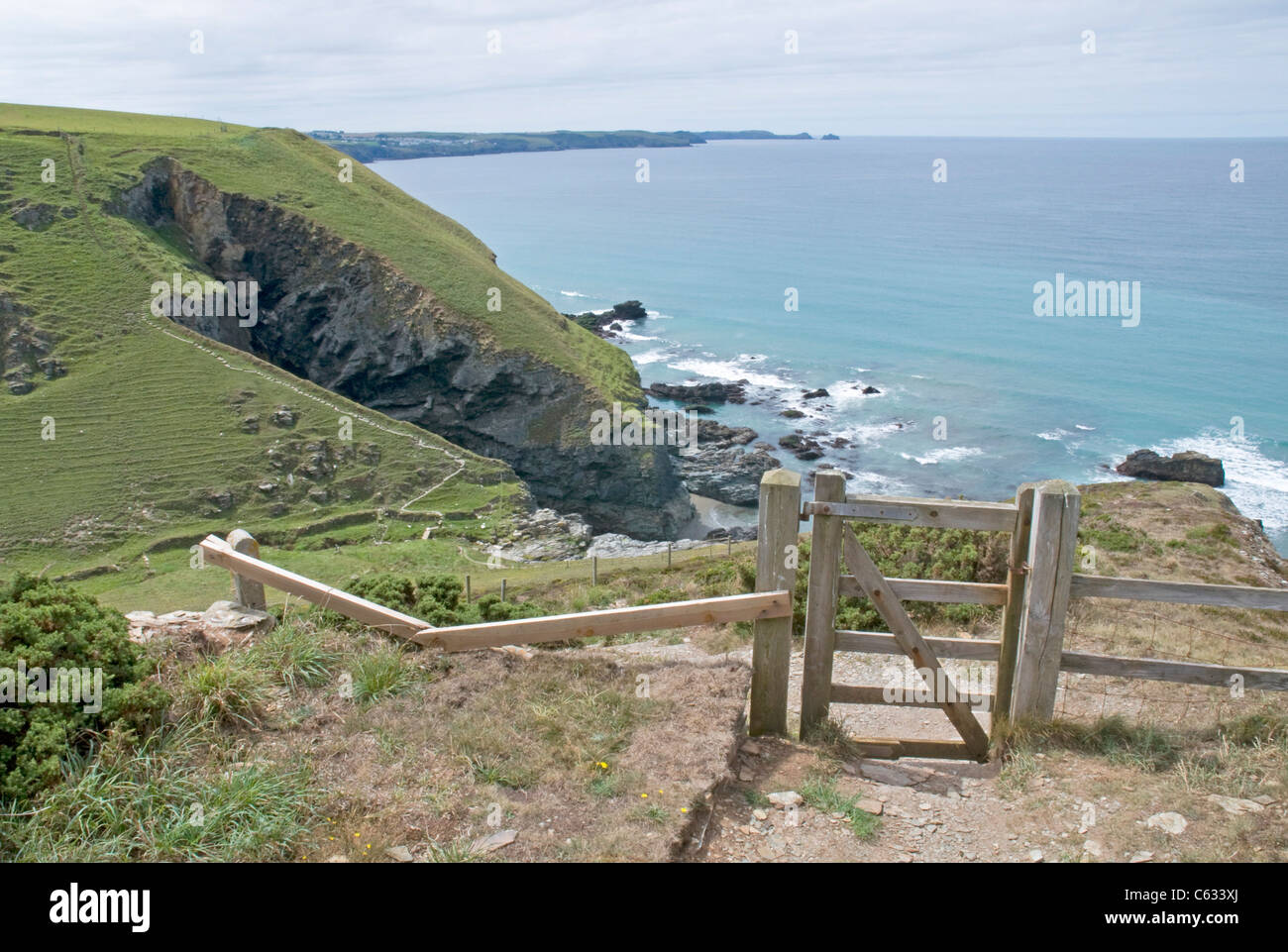 On the coast path in north Cornwall at Jackets Point near Delabole ...