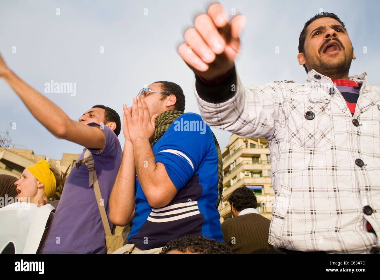 Cairo downtown crowd hi-res stock photography and images - Alamy