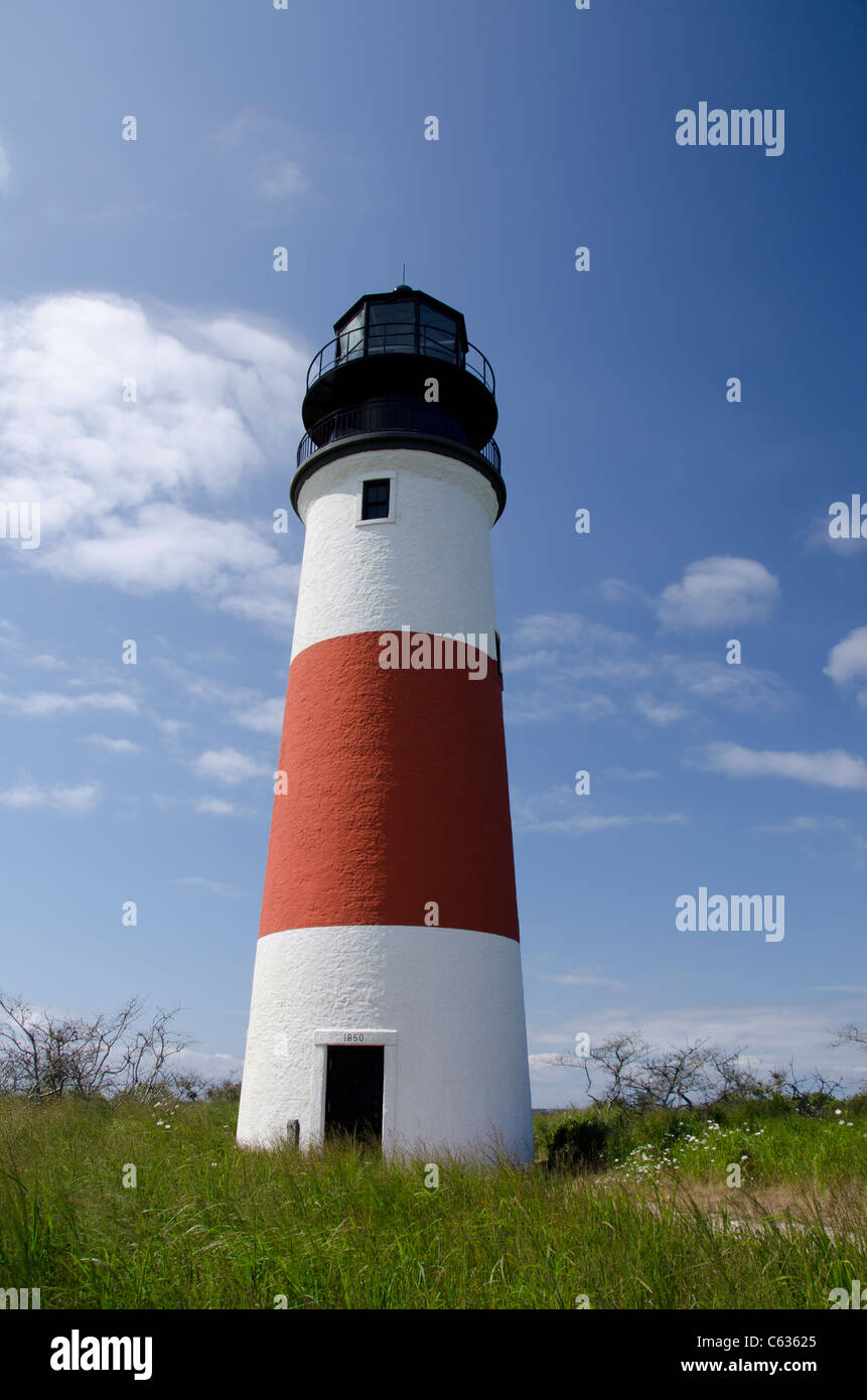 Massachusetts, Nantucket. Sankaty Head, Sankaty lighthouse, est. 1850 ...