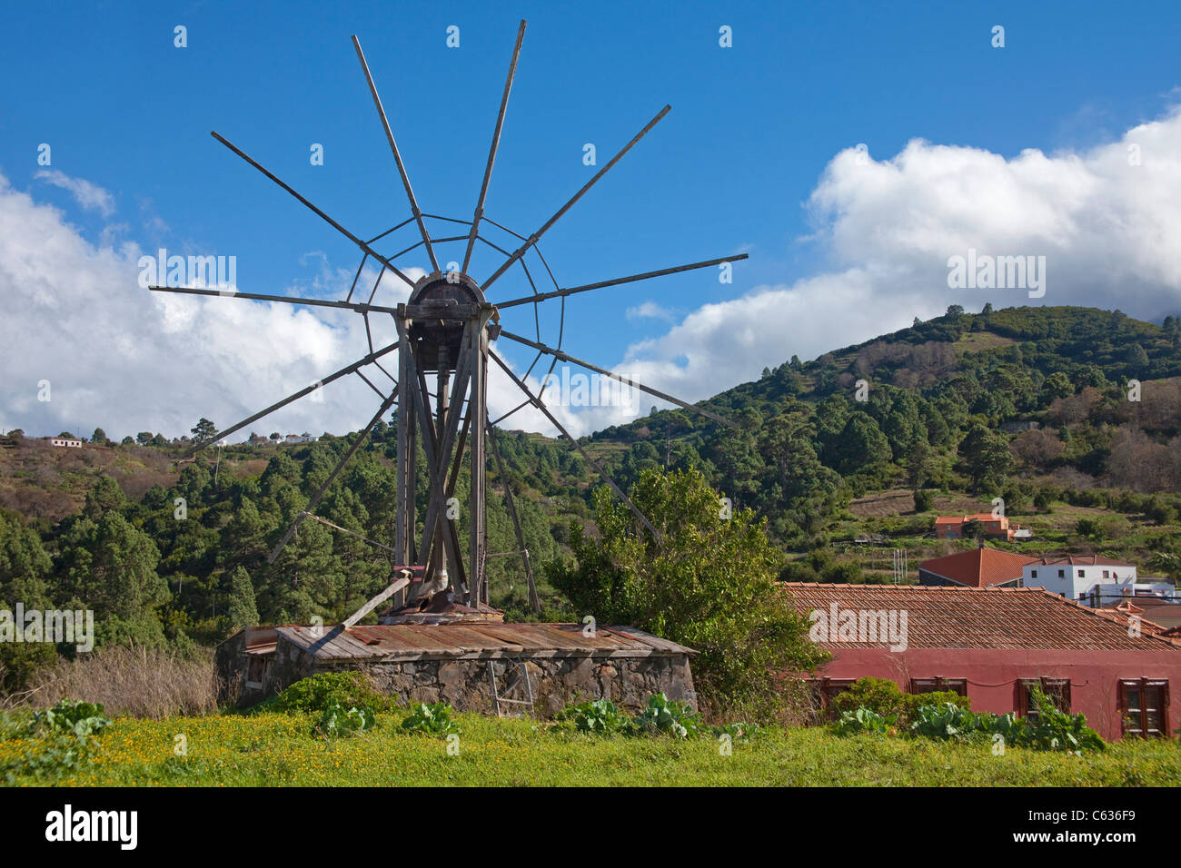 Old spanish windmill hi-res stock photography and images - Alamy