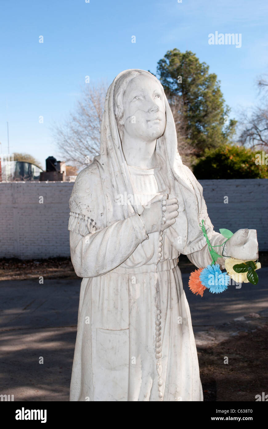 Statue of women hi-res stock photography and images - Alamy