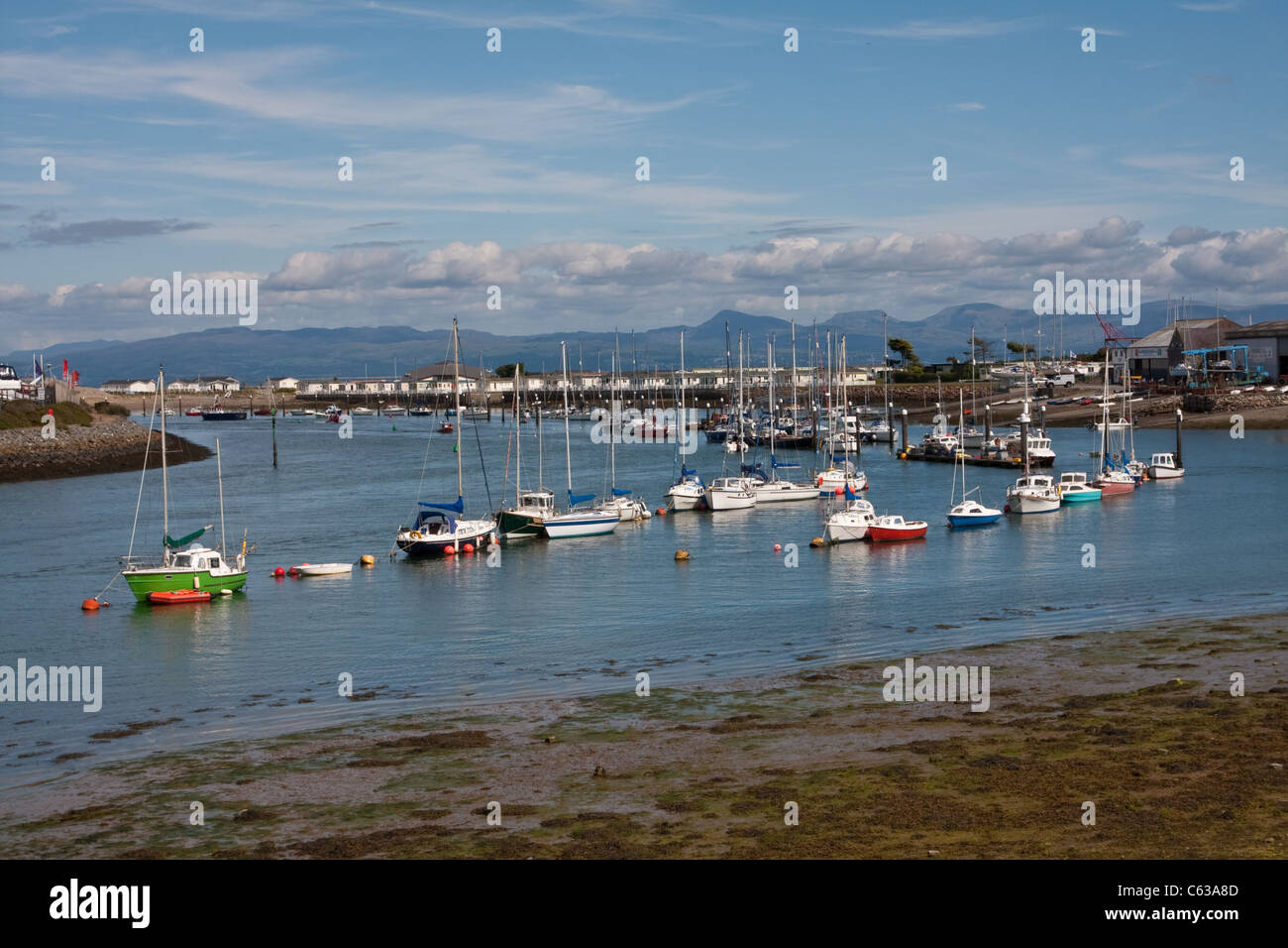 Pwllheli Harbour Stock Photos & Pwllheli Harbour Stock Images - Alamy