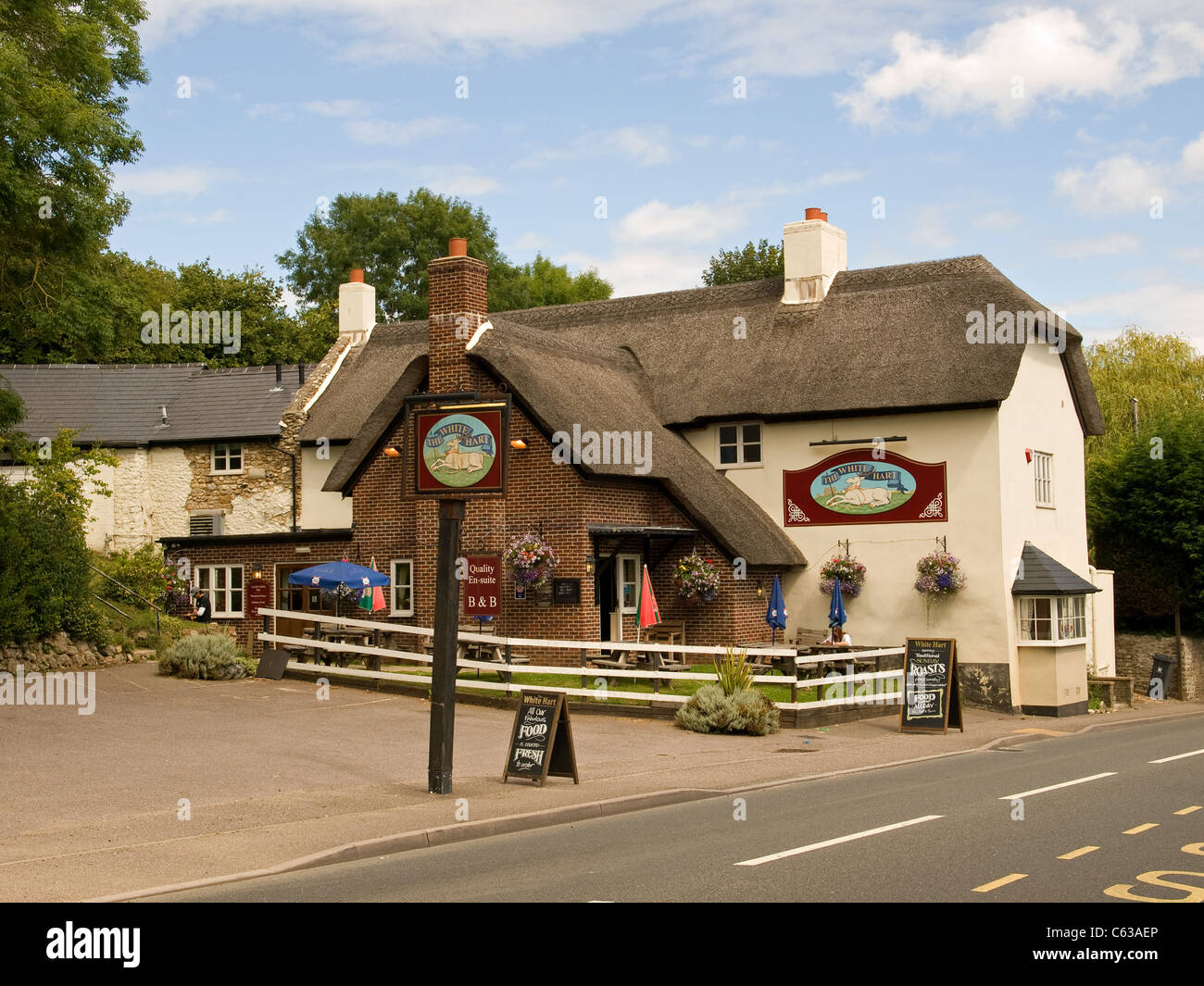 The White Hart Inn Wilmington Dorset England UK Stock Photo - Alamy