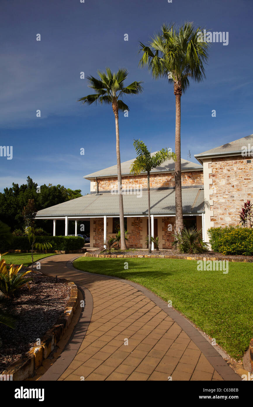 Old Courthouse and Police Station (1884), Darwin, Northern Territory ...