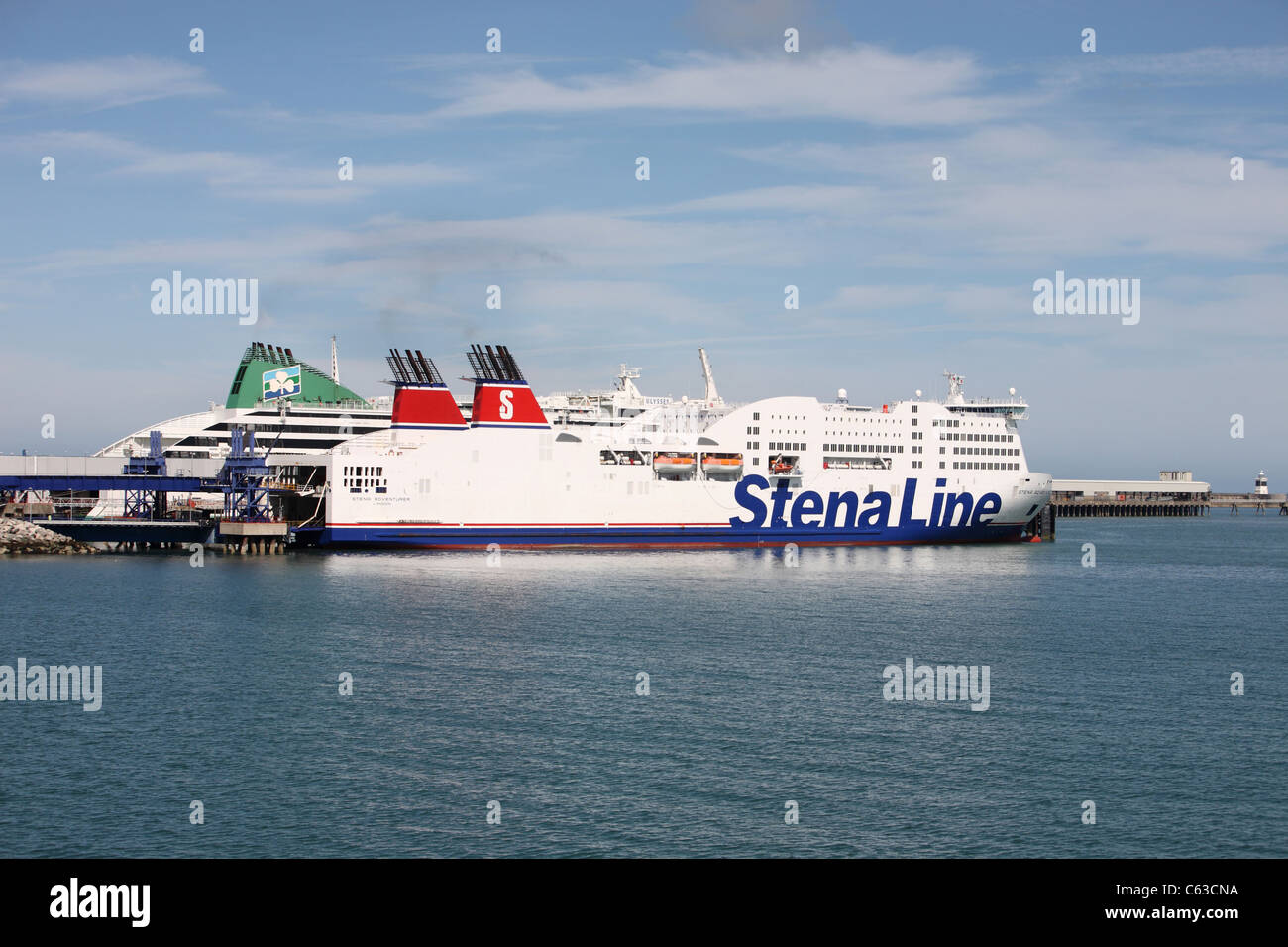 Ferry between holyhead and dublin hi-res stock photography and images ...