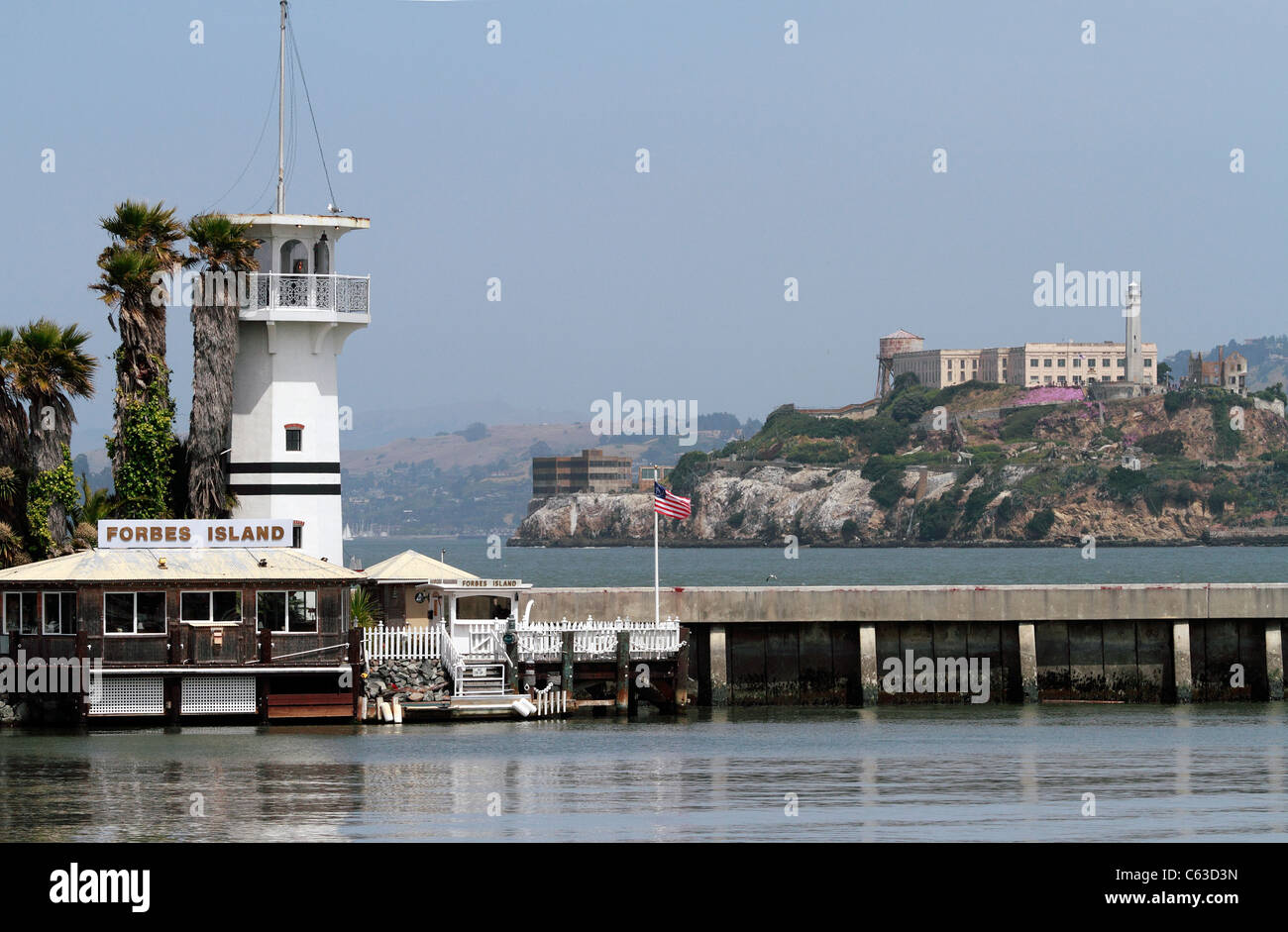 Fisherman's Wharf - Pier 39 Forbes Island café restaurant, lighthouse ...