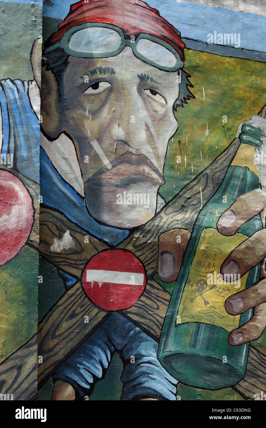 Drugs mural hi-res stock photography and images - Alamy