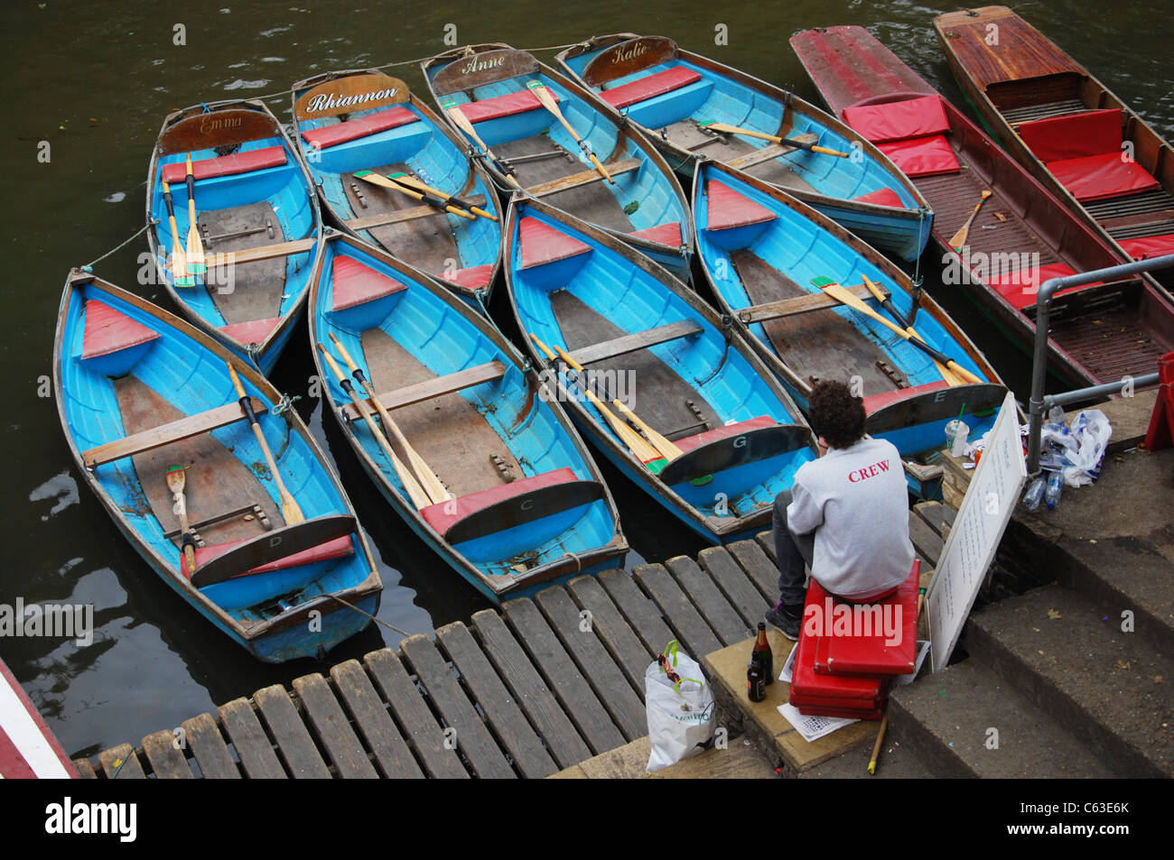 Oxford rowing boats High Resolution Stock Photography and Images - Alamy