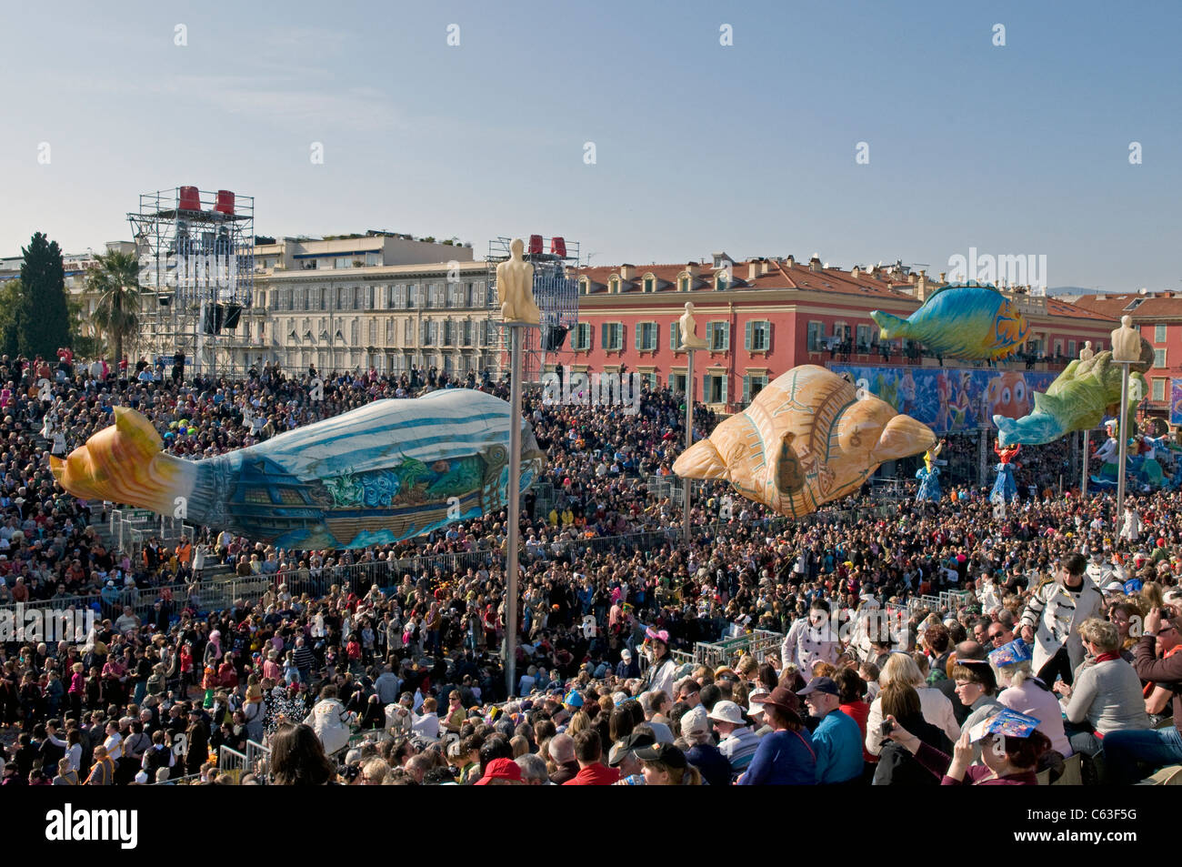 Nice parade hi-res stock photography and images - Alamy