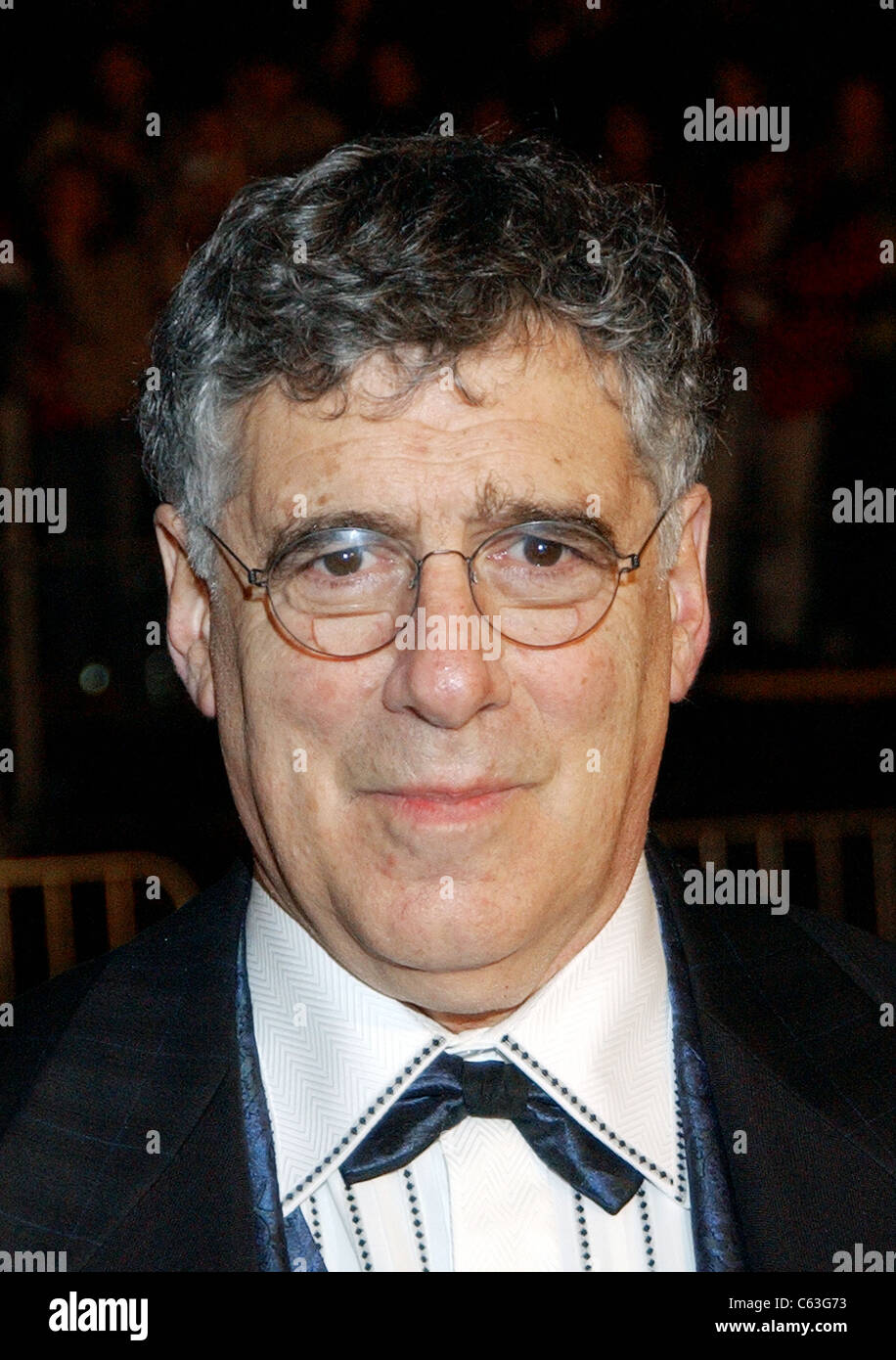 Elliott Gould at the premiere of OCEAN'S TWELVE, Los Angeles, CA ...