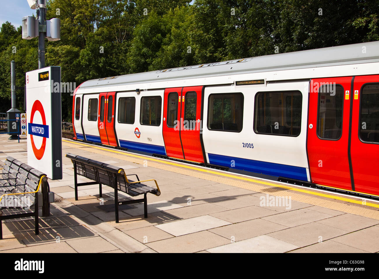 Tube carriage hi-res stock photography and images - Alamy