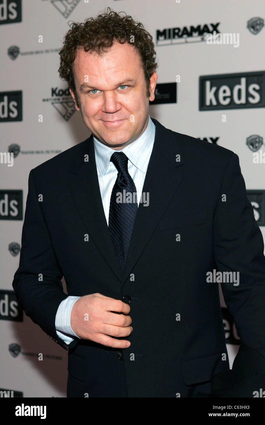 John C. Reilly at the premiere of THE AVIATOR at the Ziegfeld Theatre ...