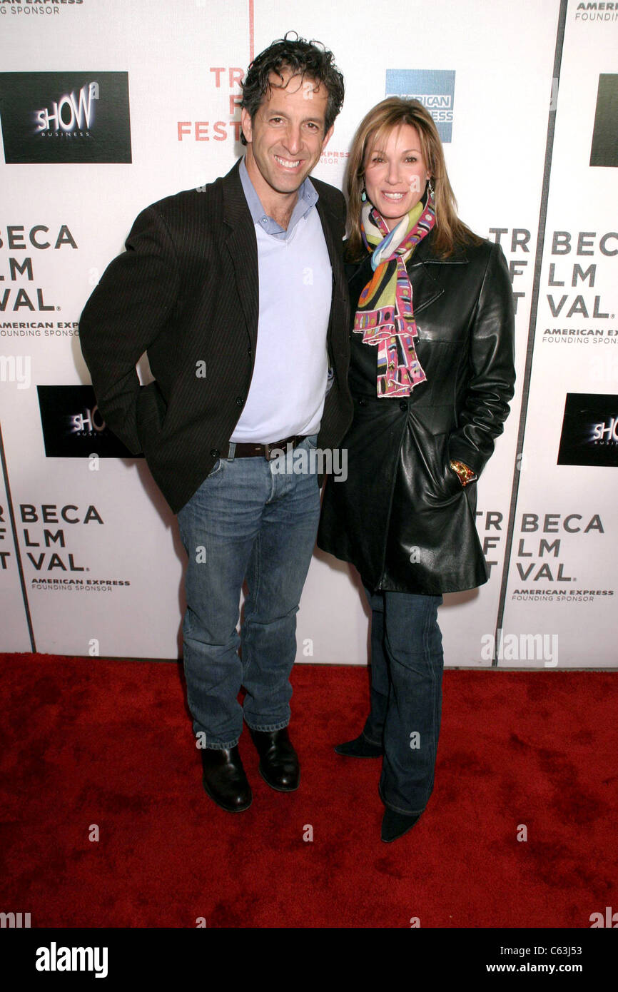 Kenneth Cole And Maria Cuomo Cole Stock Photos & Kenneth Cole And Maria ...