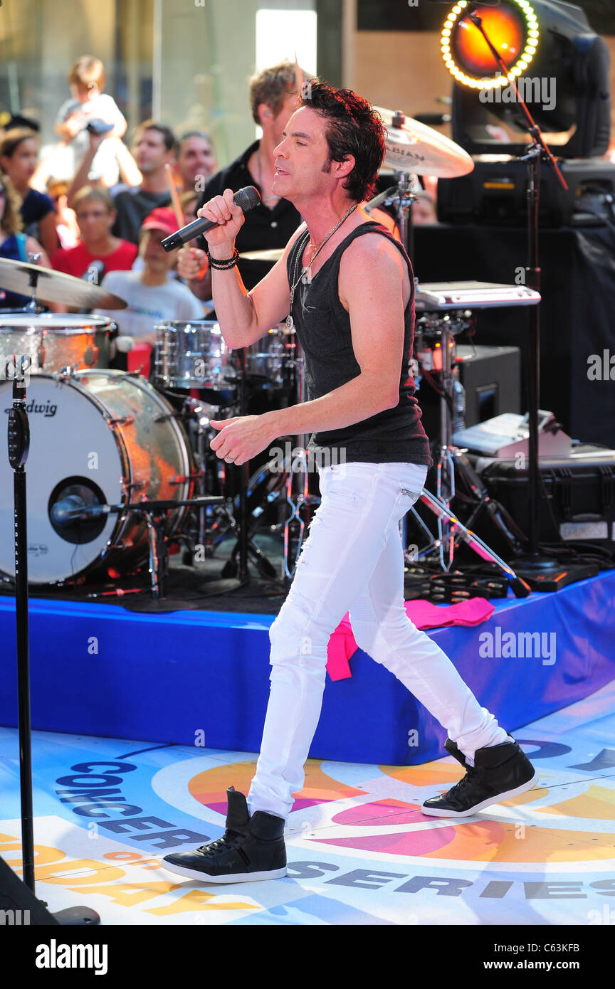 On the top of rockefeller plaza hi-res stock photography and images - Alamy