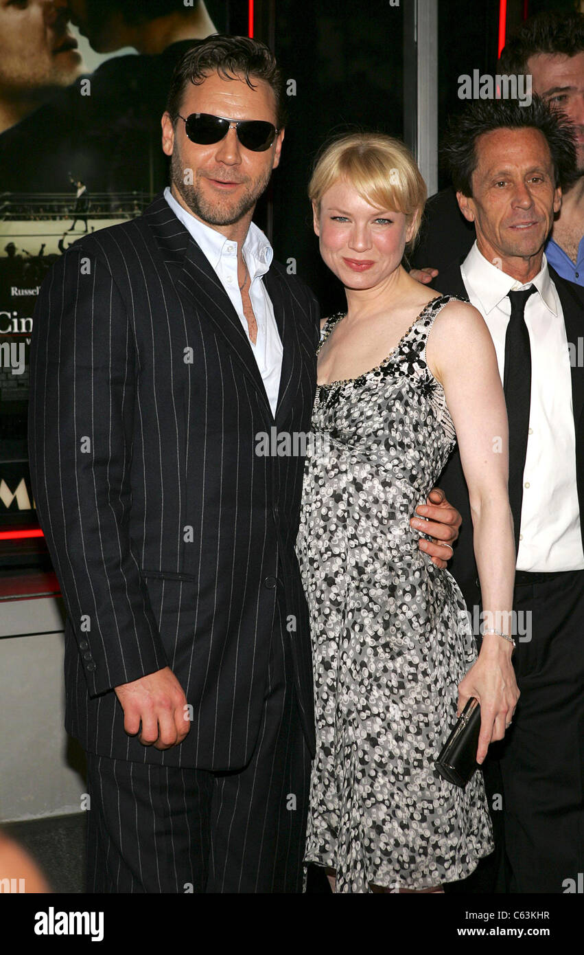 Russell crowe renee zellweger arrivals hi-res stock photography and ...