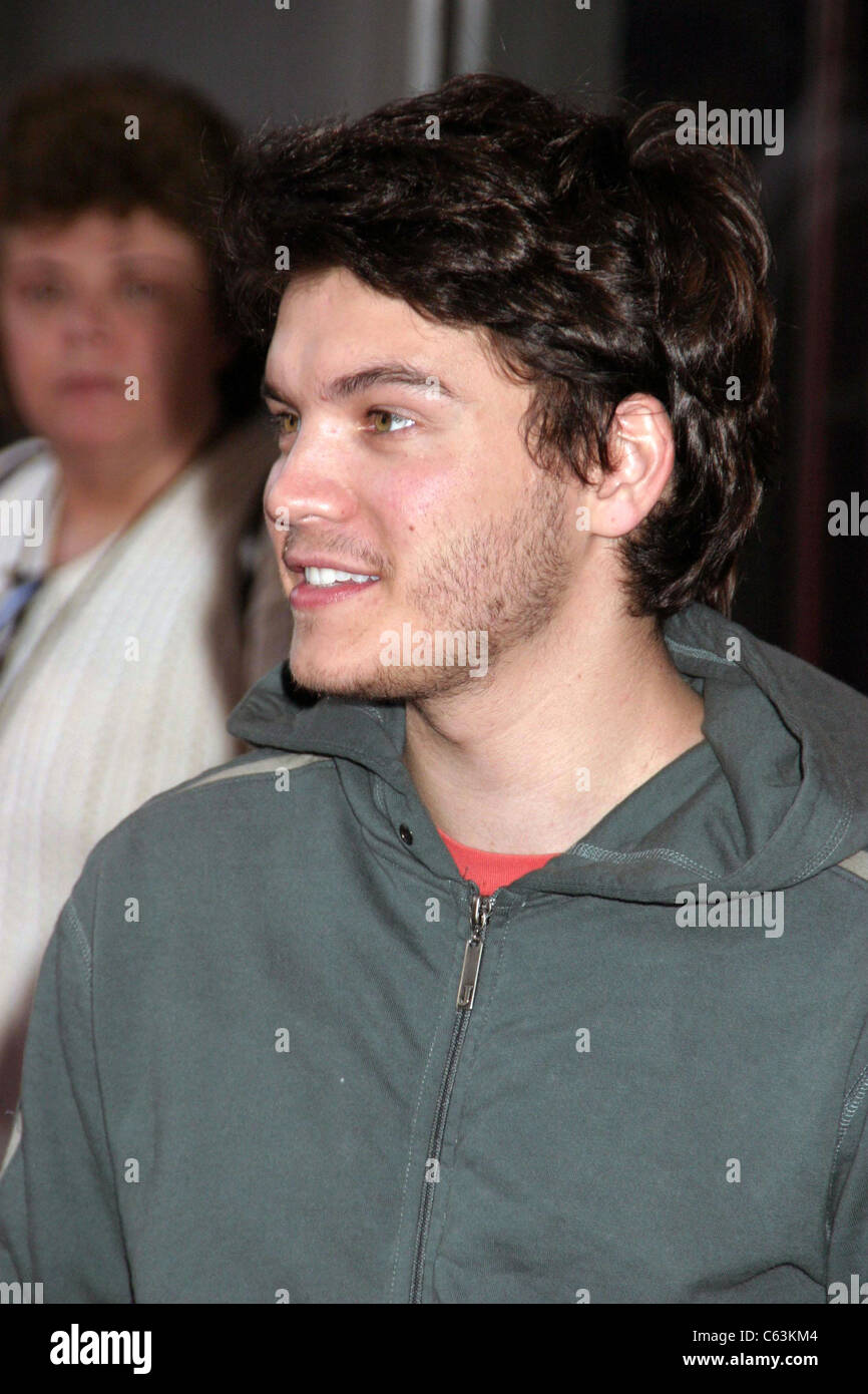 Emile Hirsch at arrivals for Cinderella Man Premiere, Loews Lincoln ...