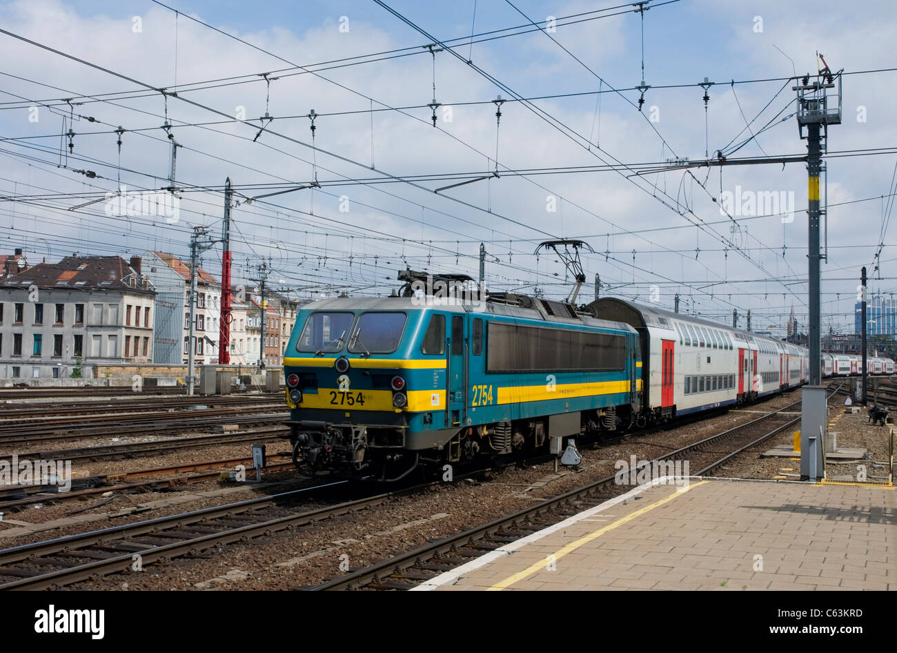 Class 27 locomotive hi-res stock photography and images - Alamy