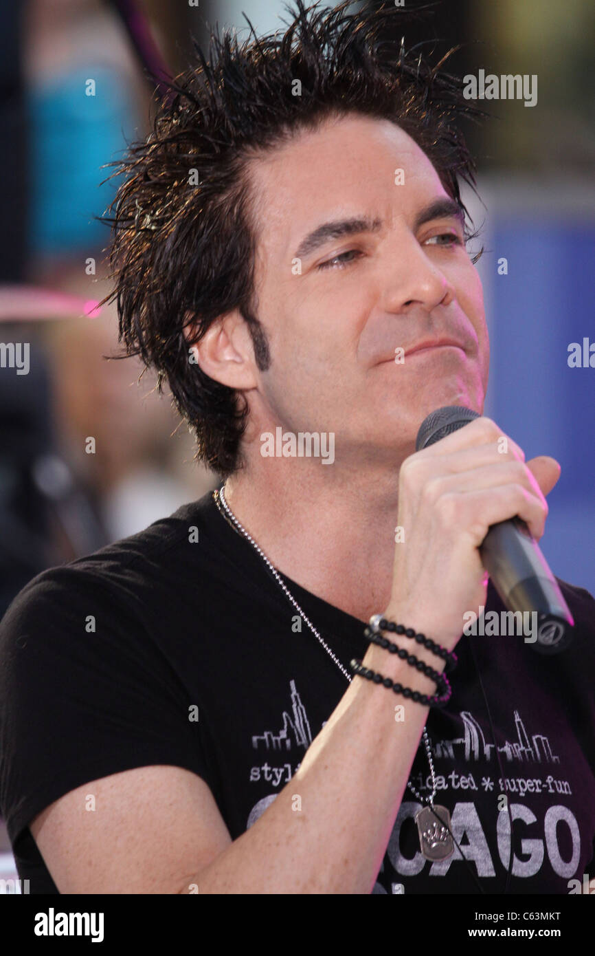 Patrick Monahan on stage for NBC Today Show Concert with TRAIN ...