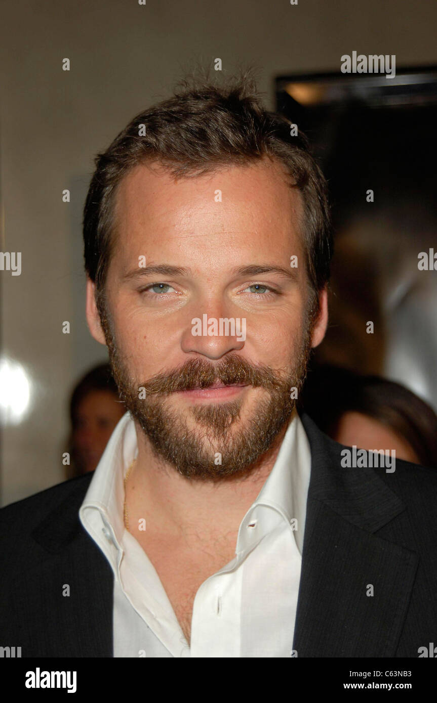 Peter Sarsgaard at arrivals for JARHEAD Premiere, The Arclight ...