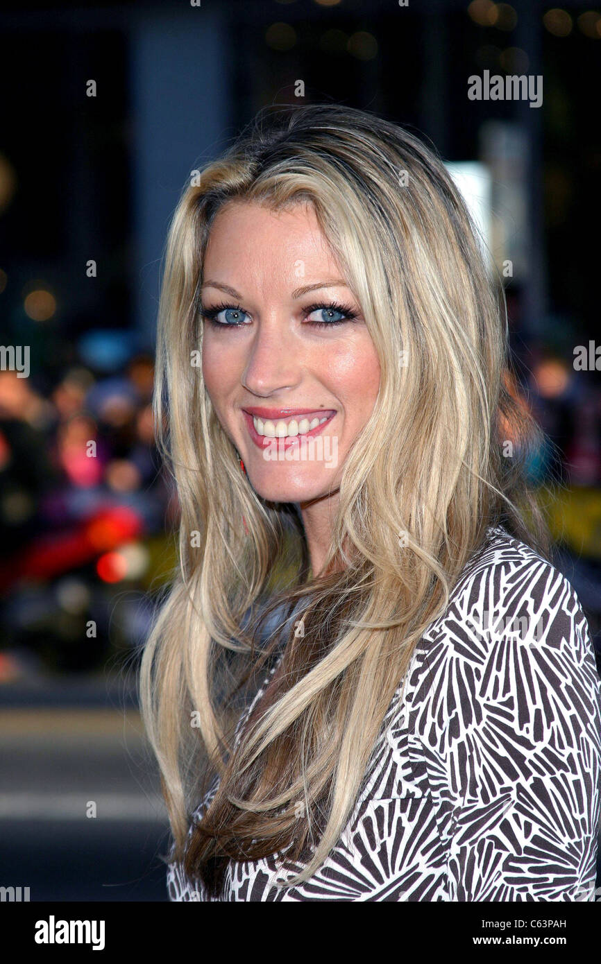 Natalie Zea at arrivals for SAHARA Premiere, Grauman's Chinese Theatre ...