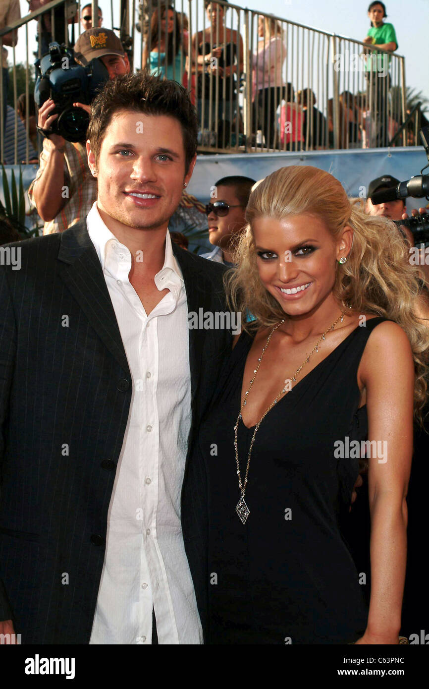 Nick lachey jessica simpson hi-res stock photography and images - Alamy