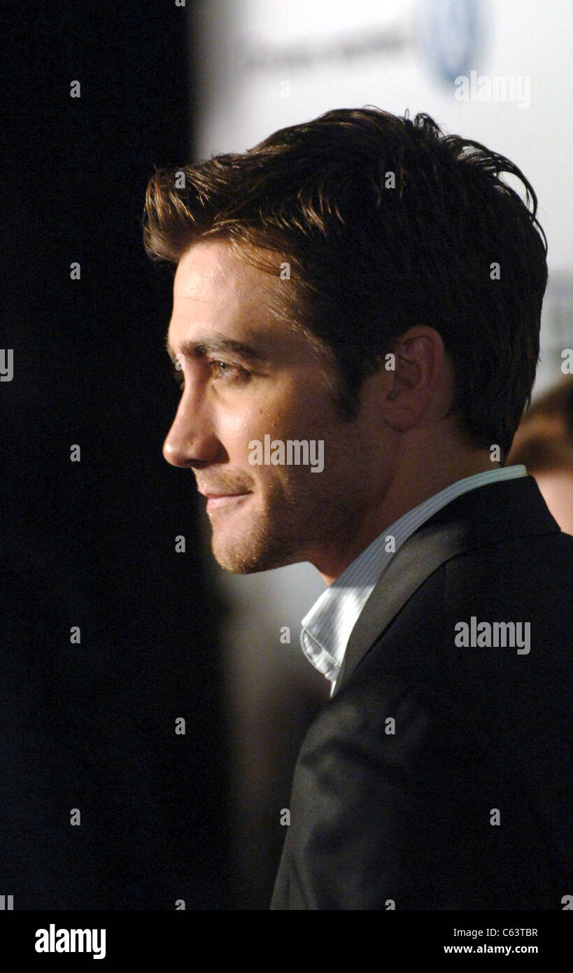 Jake Gyllenhaal at arrivals for JARHEAD Premiere by Universal Pictures ...