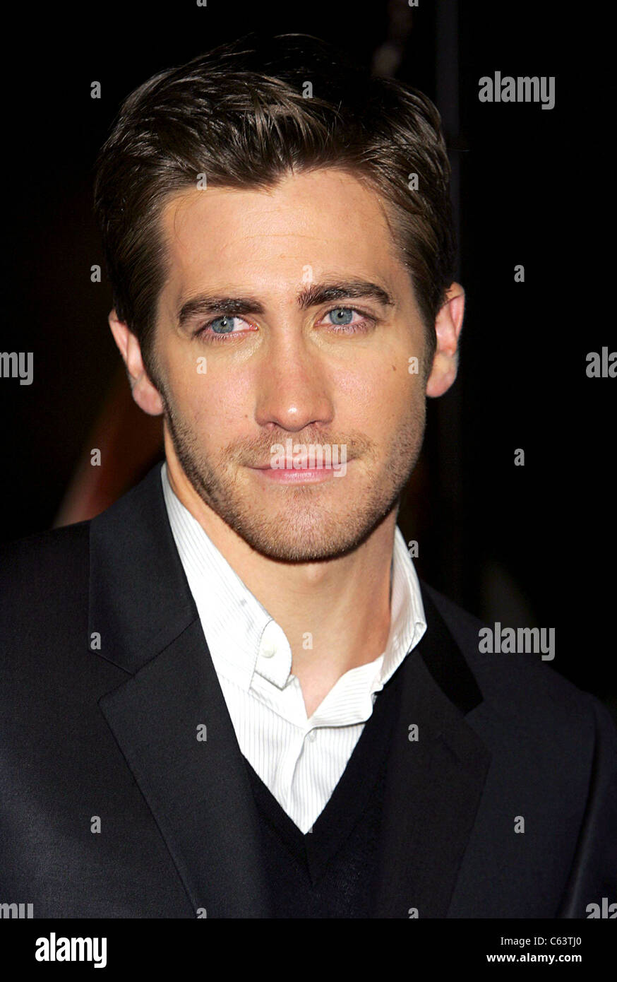 Jake Gyllenhaal at arrivals for JARHEAD Premiere by Universal Pictures ...