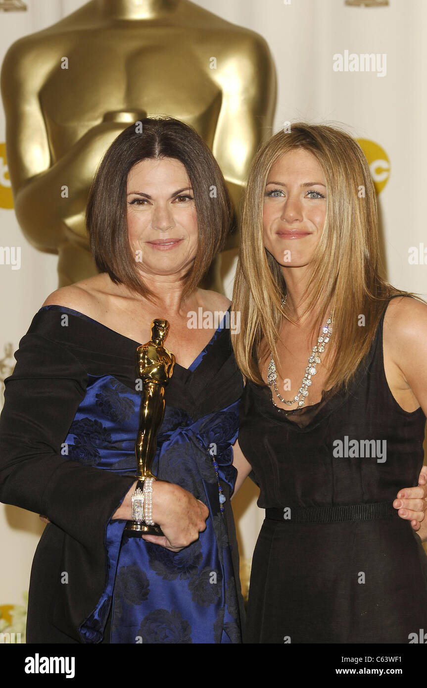 Colleen jennifer aniston in press hi-res stock photography and images ...