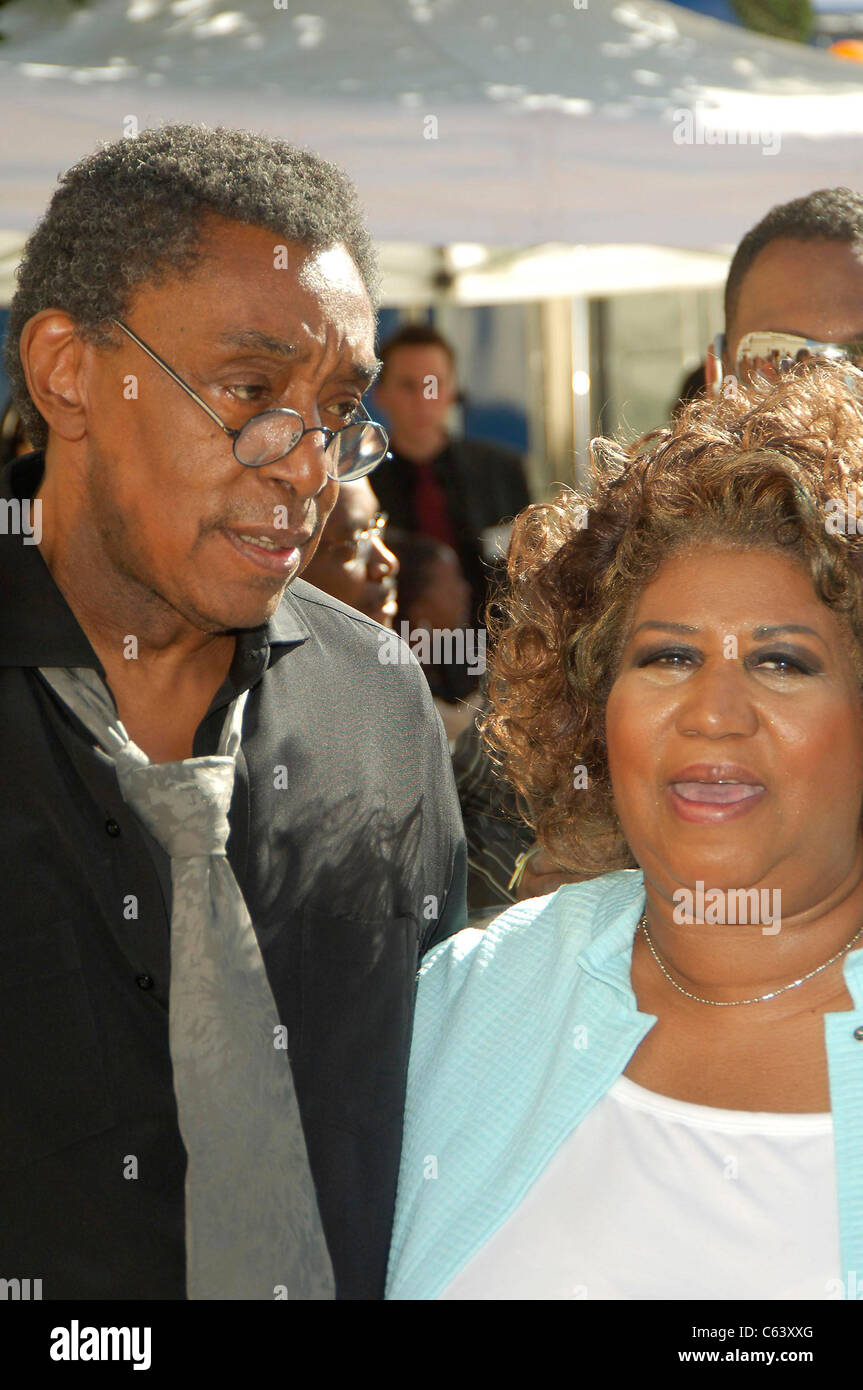 Don Cornelius, Aretha Franklin at arrivals for 10th Annual Soul Train ...