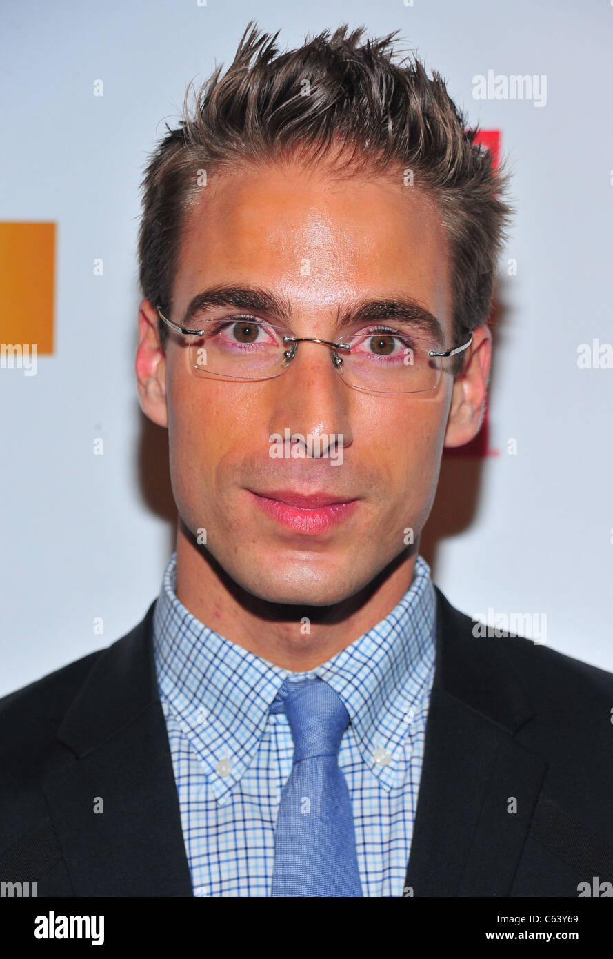 Simon Huck's Instagram, Twitter & Facebook on IDCrawl