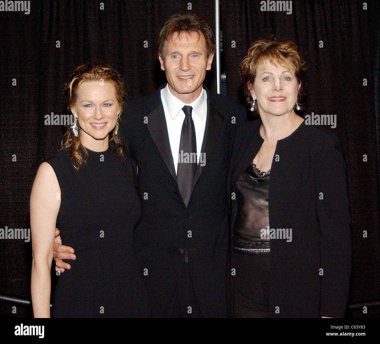 Laura Linney Wedding Photos