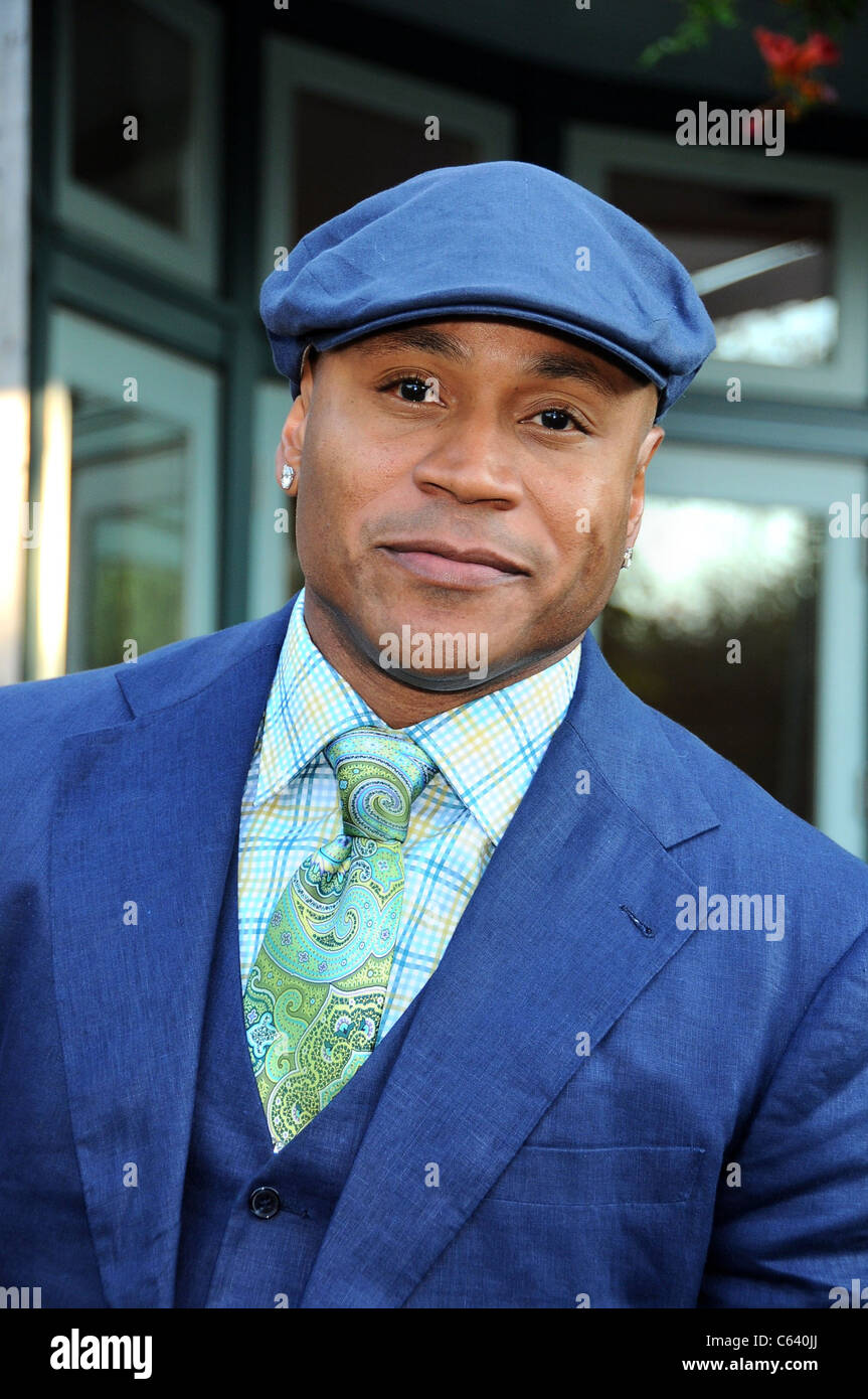 LL Cool J at a public appearance for Red Hot Red Cross Cocktails ...