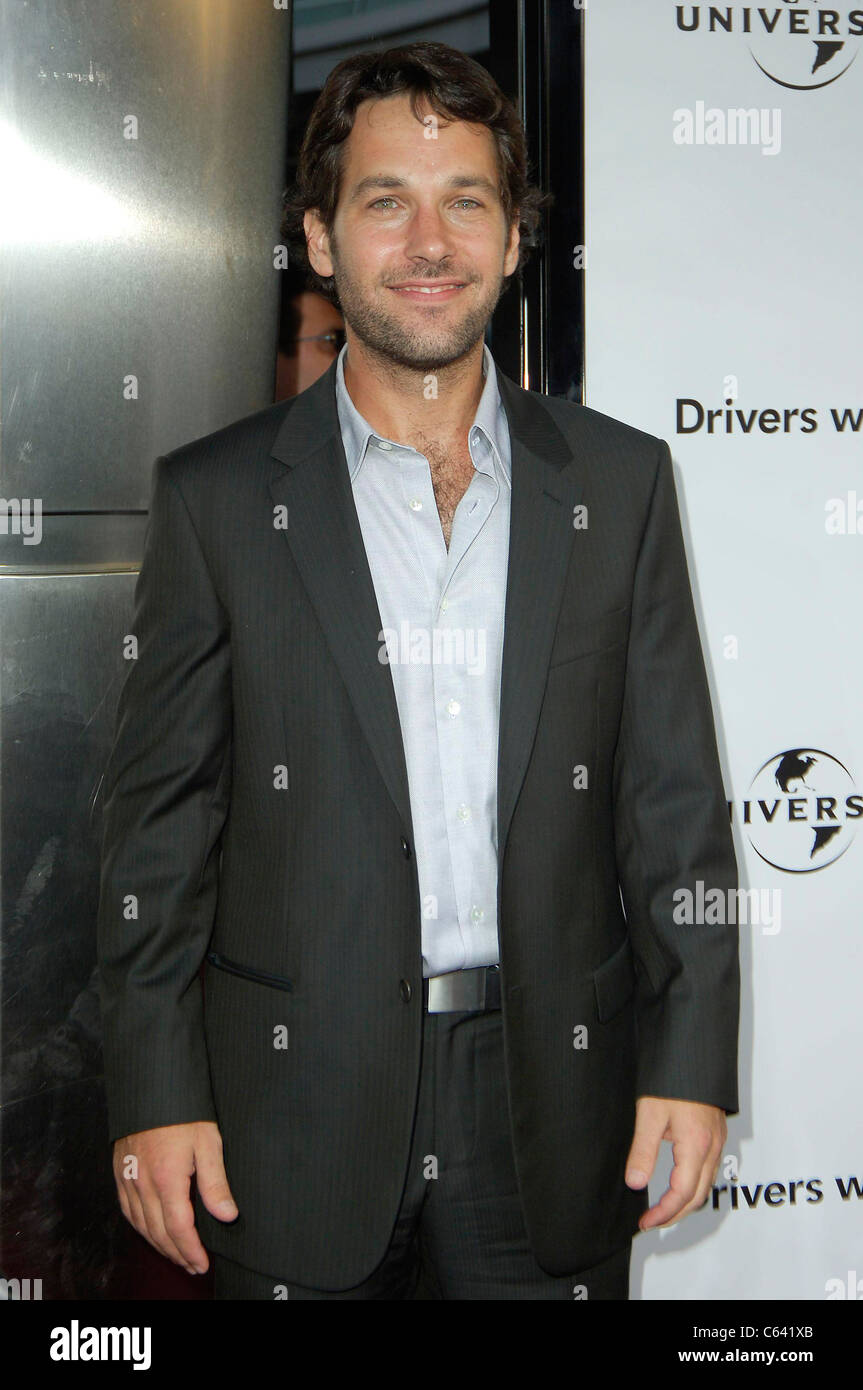 Paul Rudd at arrivals for THE 40 YEAR-OLD VIRGIN Premiere, The Arclight ...