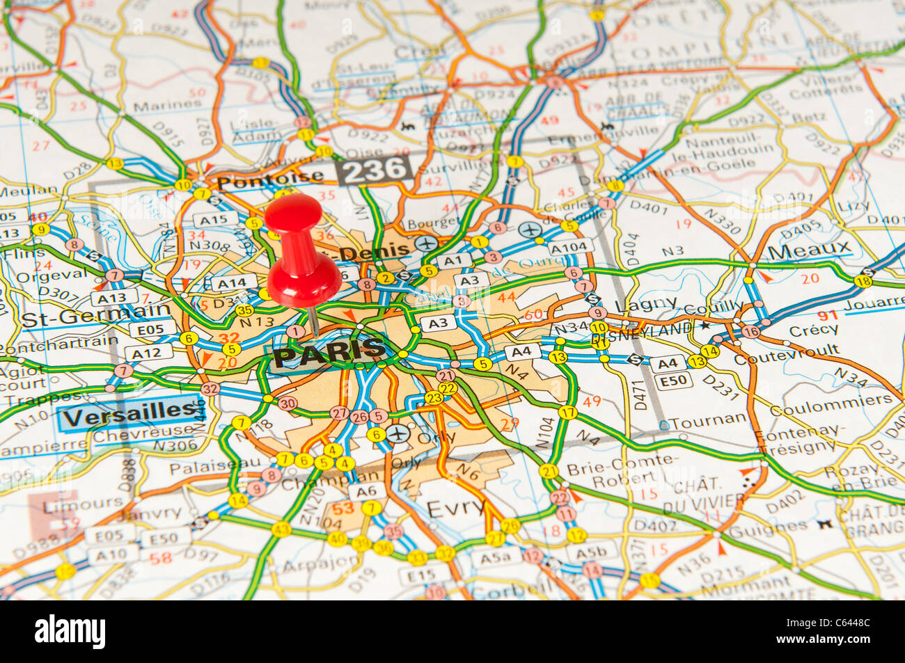 Map city paris map pin hi-res stock photography and images - Alamy