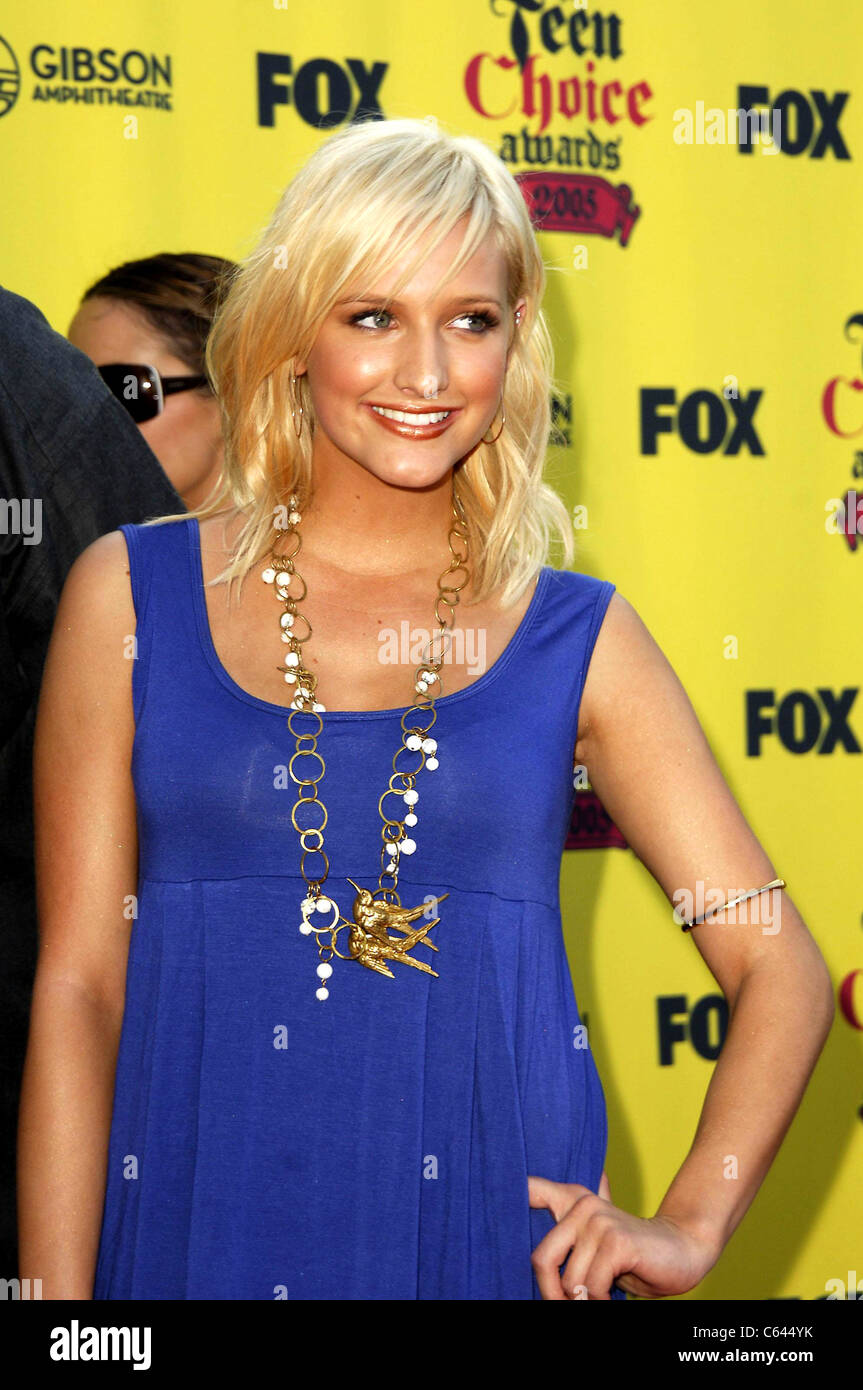 Ashlee Simpson at arrivals for The 2005 TEEN CHOICE AWARDS, The Gibson Amphitheatre, Universal ...